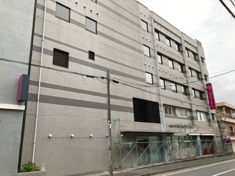 松戸駅西口8分の松戸シティホテル SENDAN-YA（センダンヤ）が解体へ、2023年3月末には更地に - 松戸つうしん - 千葉県松戸市の地域情報ブログ
